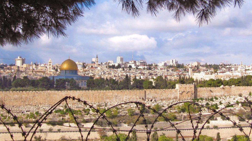Unbiased Book On Israel-Palestine Conflict - Spoonyo